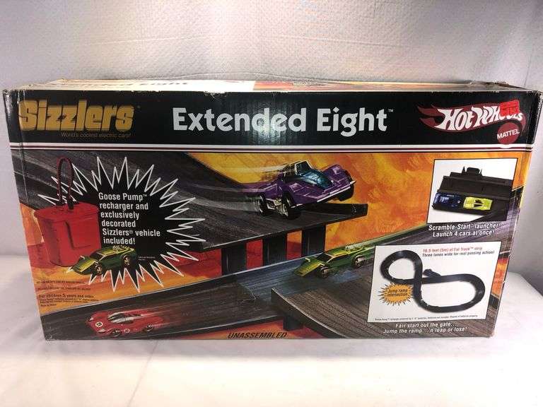 Sizzlers Extended Eight Hot Wheels Set Open Box but Appears Complete ...