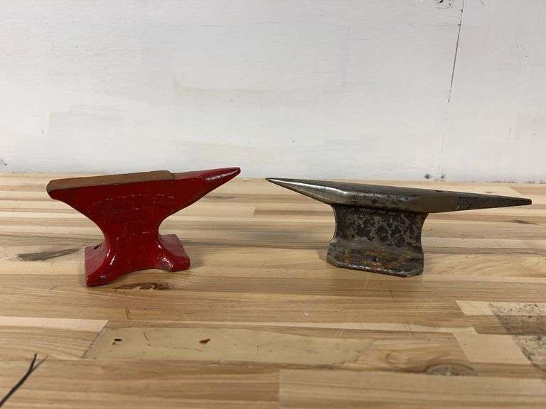 Cute Little Anvils - Auction Ohio
