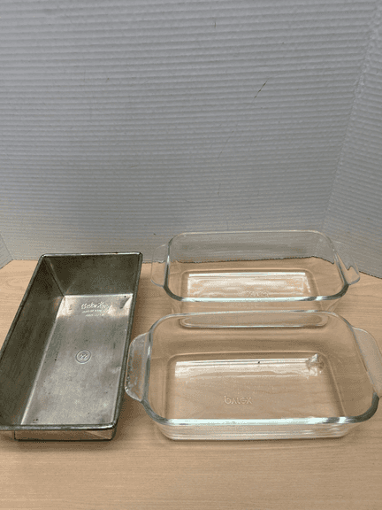 Pyrex Glass Baking Dishes and Bake King Metal Loaf Pan with ...