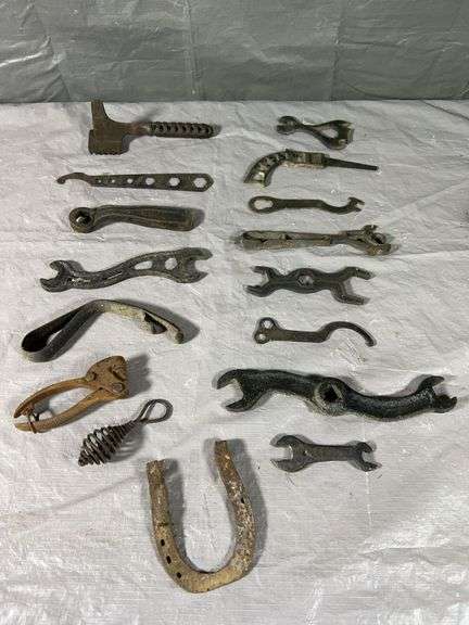 Primitive Metal Tools - Auction Ohio