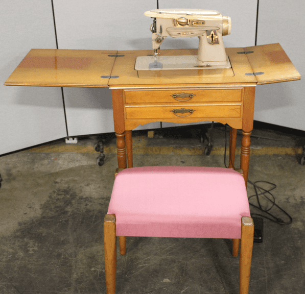 Singer Sewing Machine with Integrated Wooden Cabinet and Stool ...