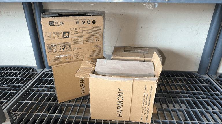 Harmony Box Set of 38 Pieces - Auction Ohio