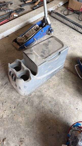 Center Console - Auction Ohio
