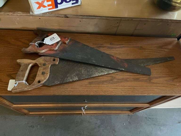 Two Hand Saws - Apexx Auctions