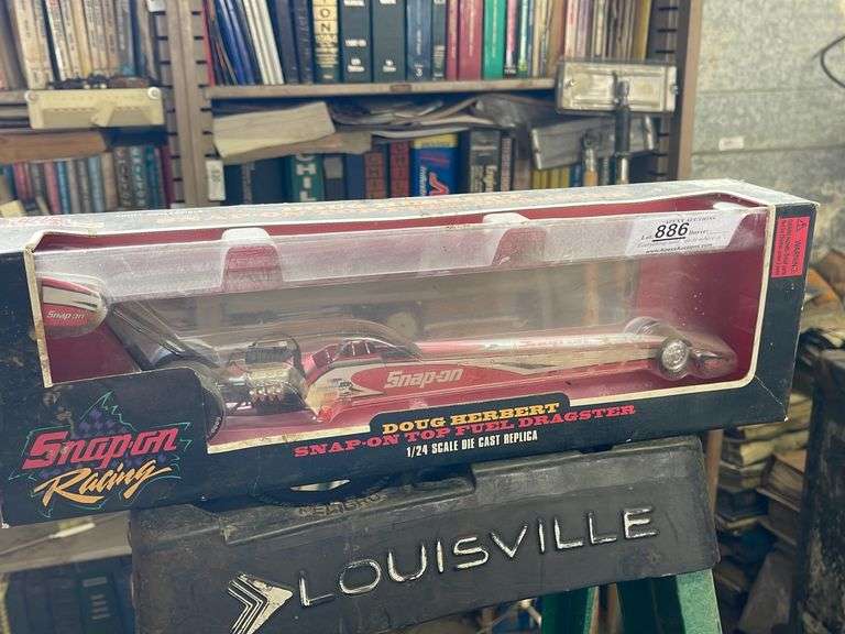 Snap-On Top Fuel Dragster Model - Apexx Auctions