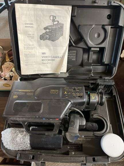 VHS Video Camera/ Recorder in Case - Apexx Auctions