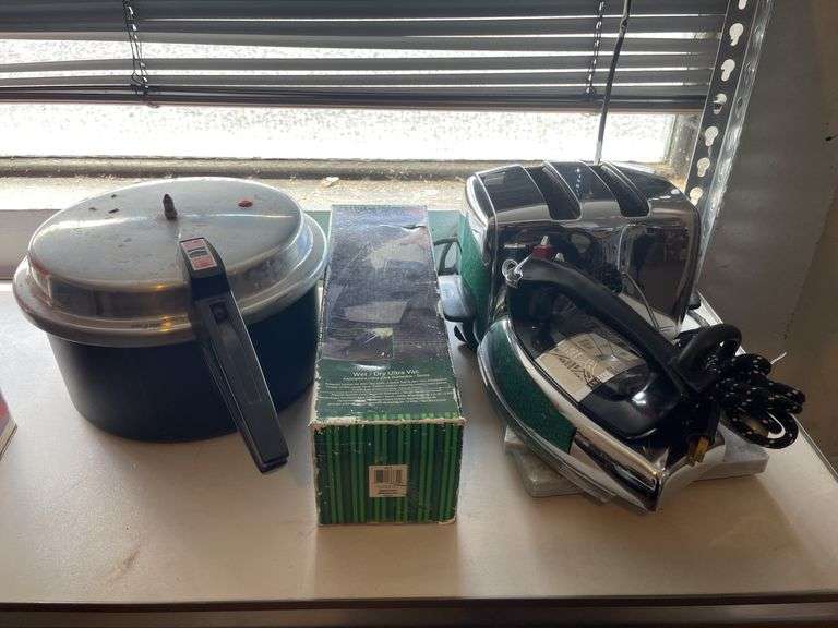 Pressure Cooker, Toaster, Iron, and Vacuum - Apexx Auctions