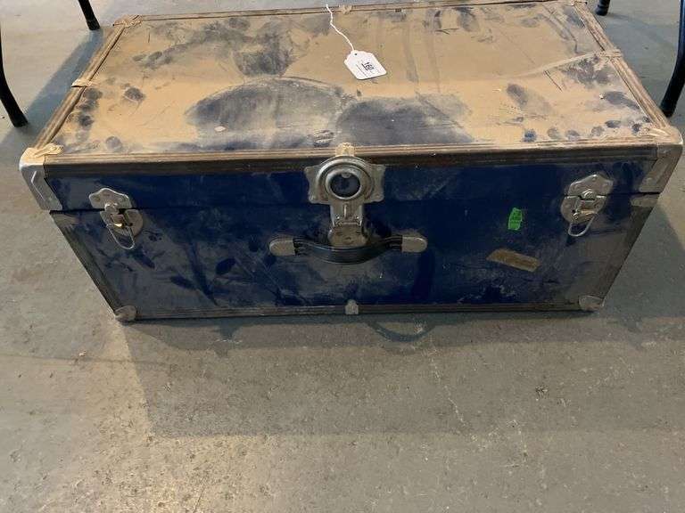Blue Metal Trunk - Apexx Auctions