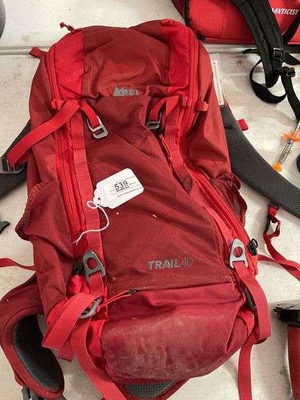 REI Trail 40 Backpacking Pack - Apexx Auctions