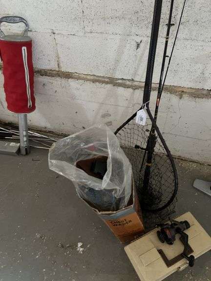 Fishing Lot - Apexx Auctions