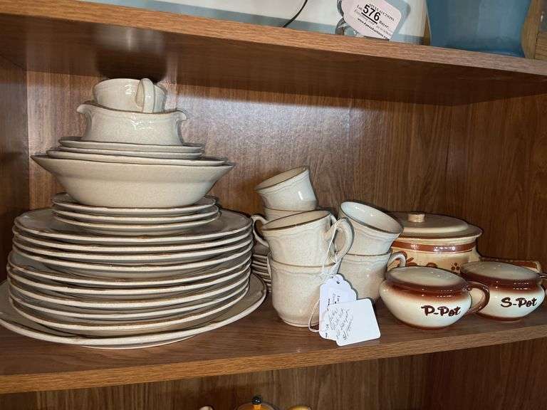 Dishware - Apexx Auctions