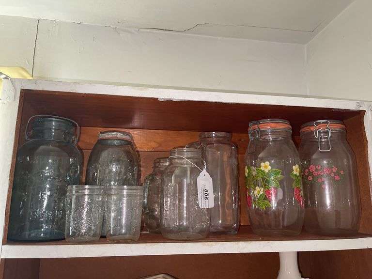 Various Types of Jars - Apexx Auctions