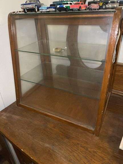 Small Glass Display Cabinet - Apexx Auctions
