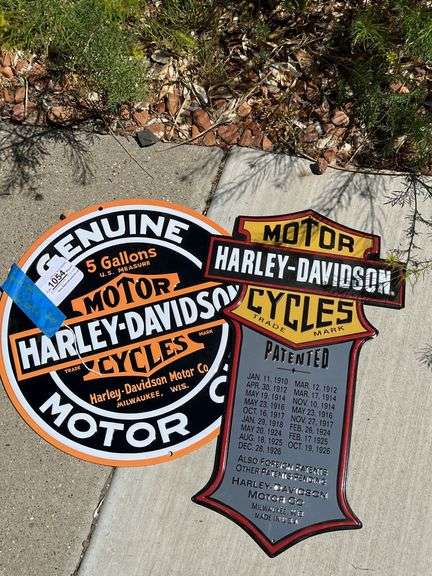 Harley-Davidson Tin Signs - Apexx Auctions