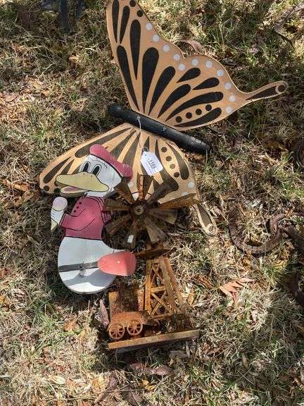 Duck, Windmill, Butterfly Decorations - Apexx Auctions