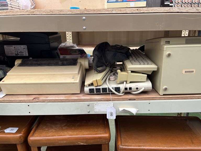 Vintage Computer Items - Apexx Auctions