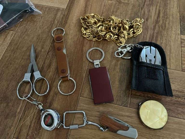 Unique Keys Rings - Apexx Auctions