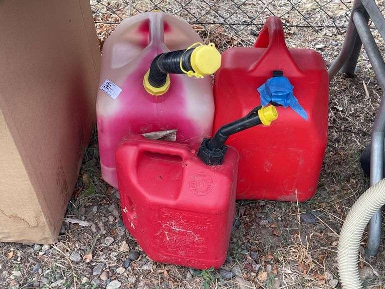 Three Gas Cans - Apexx Auctions