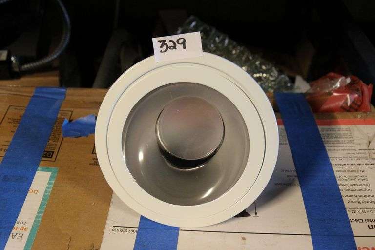 INDY™ HYPERBOLIC CONE MEDIUM REFLECTOR TRIM, SUITABLE FOR USE WITH: L8 ...