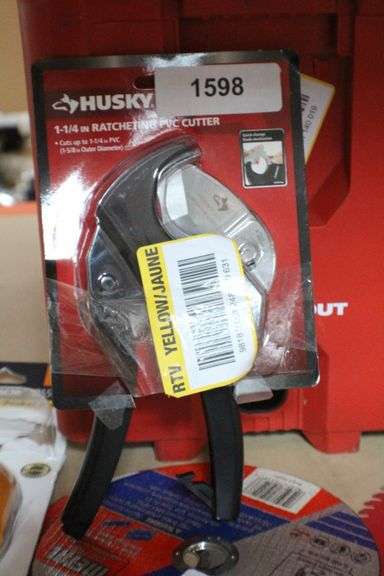 MSRP: $13.98] Husky 1-1/4 in. Ratcheting PVC Cutter - Auction HUB Texas