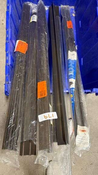 BROWN DOUBLE DRAFT STOP FOR DOORS OR WINDOWS - Auction HUB Texas