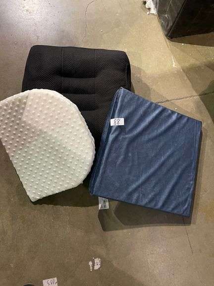 Lot of three assorted chair cushions - Auction HUB Texas