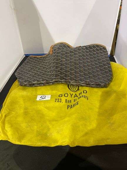 Ladies fashion purse - Auction HUB Texas