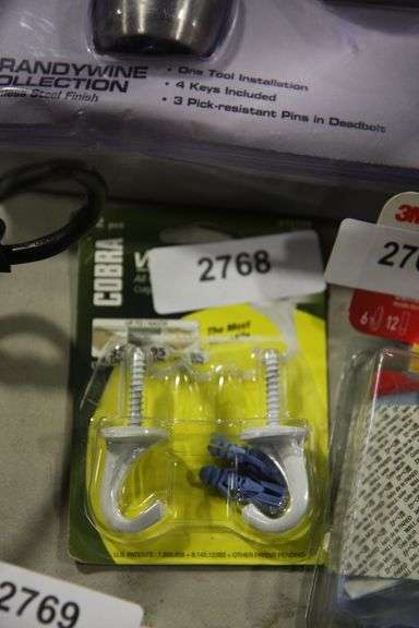 Cobra Versa Hooks Never Opened - Auction HUB Texas