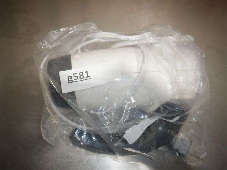 Sunbeam 002524-000-Npo 200 Watt White Mixmaster Hand Mixer -- Grade: C ...