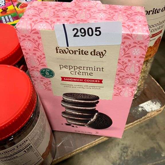 MSRP: $4.00] Holiday Peppermint Sandwich Cookies - 10.5oz - Favorite ...
