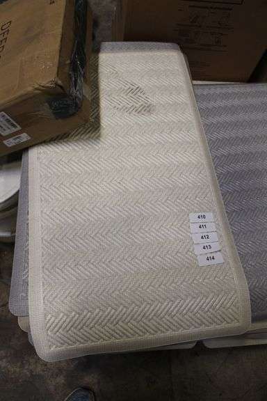 STYLEWELL 20 X 36 COMFORT MAT - Auction HUB Texas