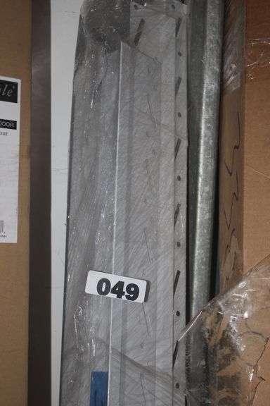 belldini metal door frame with lock included - Auction HUB Texas