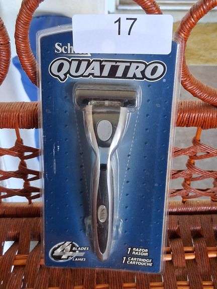 Schick Quattro Men's Razor. A men's manual razor featuring a four-blade ...
