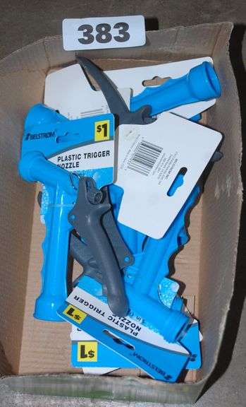 Lot of Plastic water hose trigger nozzles - Auction HUB Texas