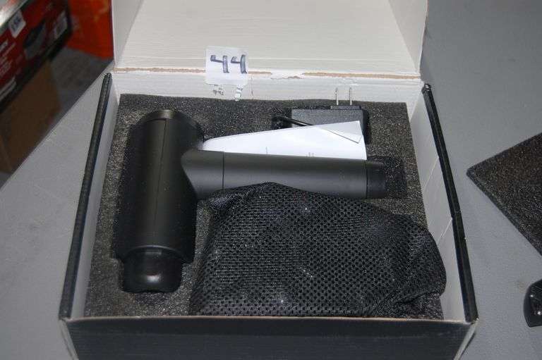 NICE CHOLAS HANDHELD MESSAGING GUN - Auction HUB Texas
