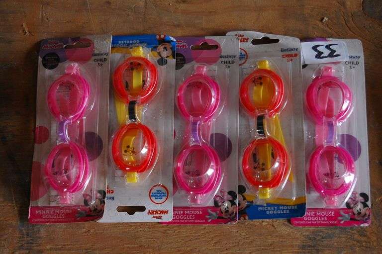 kids Disney swimming goggles - Auction HUB Texas