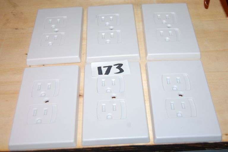 self closing wall socket covers - Auction HUB Texas