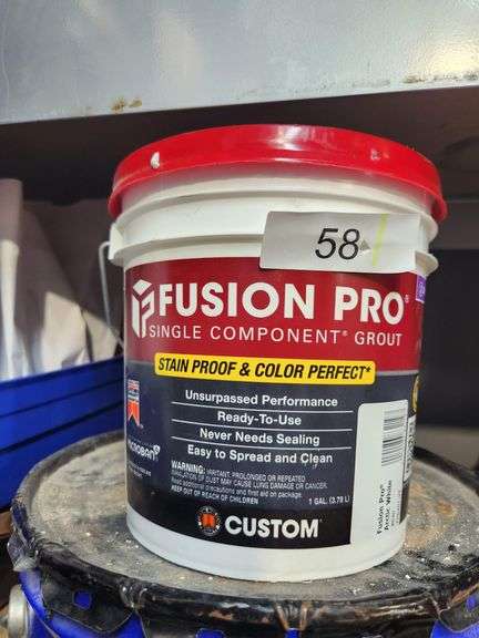 NEW FUSION PRO SINGLE COMPONENT GROUT 1 GALLON RETAIL $68 - Auction HUB ...