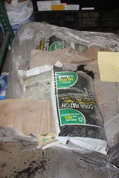 SAKRETE U.S. COLD PATCH 50 LB BAG QTY5+ - Auction HUB Texas