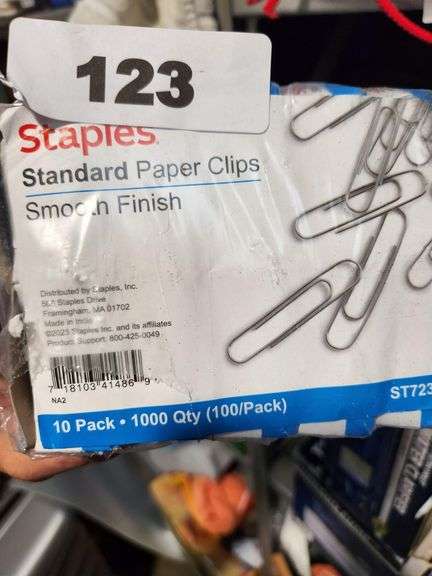 STAPLES BRAND STANDARD PAPER CLIP SMOOTH FINISH 10 PACKS 100 PER COUNT ...