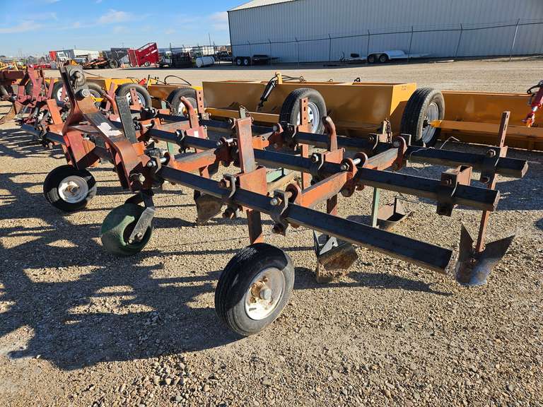 3Pt 6-Row Cultivator - Armstrong Western LLC