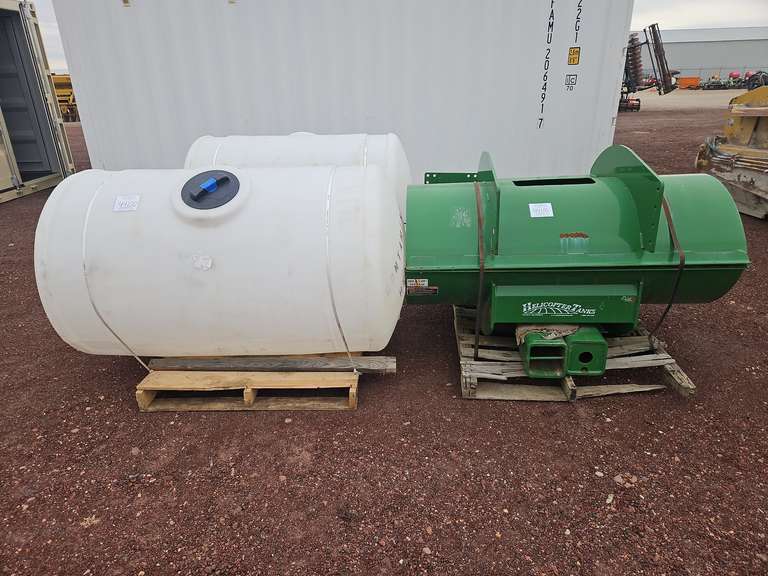 Patriot Equipment Helicopter Side Mounts w/ (2) Snyder 300 Gallon Poly ...