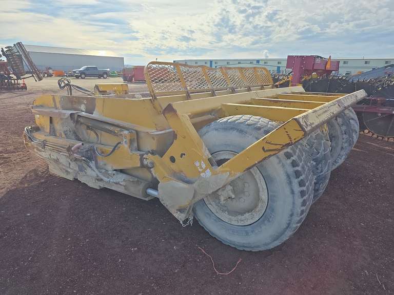 2000 Reynolds 17-Yard Scraper - Armstrong Western LLC