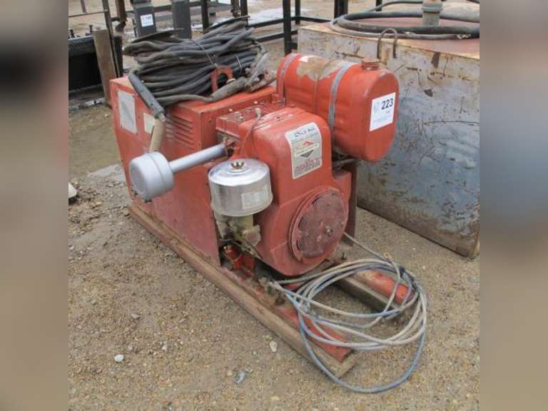 Lincoln Gas Powered AC/DC Welder/Generator - Armstrong Western LLC