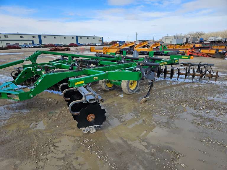 John Deere 512 7-Shank Disc Ripper - Armstrong Western LLC