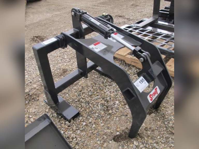 Fork Mount Hydraulic Log Grapple - Armstrong Western LLC