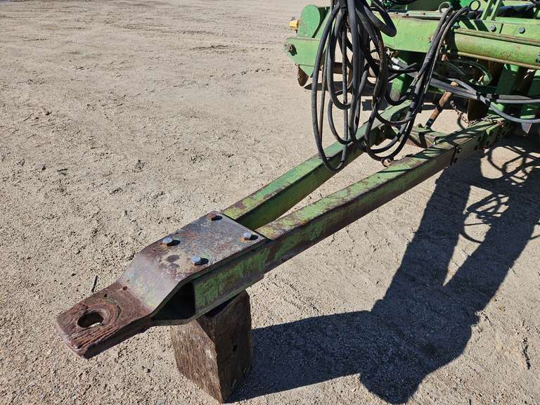 John Deere 30’ Offset Disc - Armstrong Western LLC