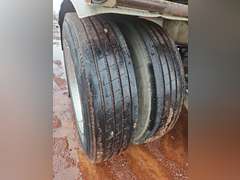 1987 Reliance Transfer Trailer - Armstrong Western LLC