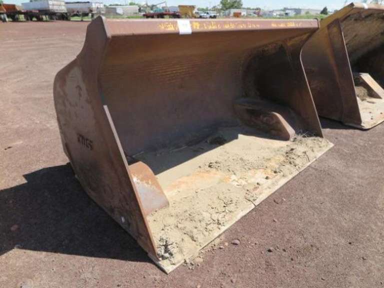 CWS - 4 Cu. Yd. Roll Out Loader Bucket - Armstrong Western LLC