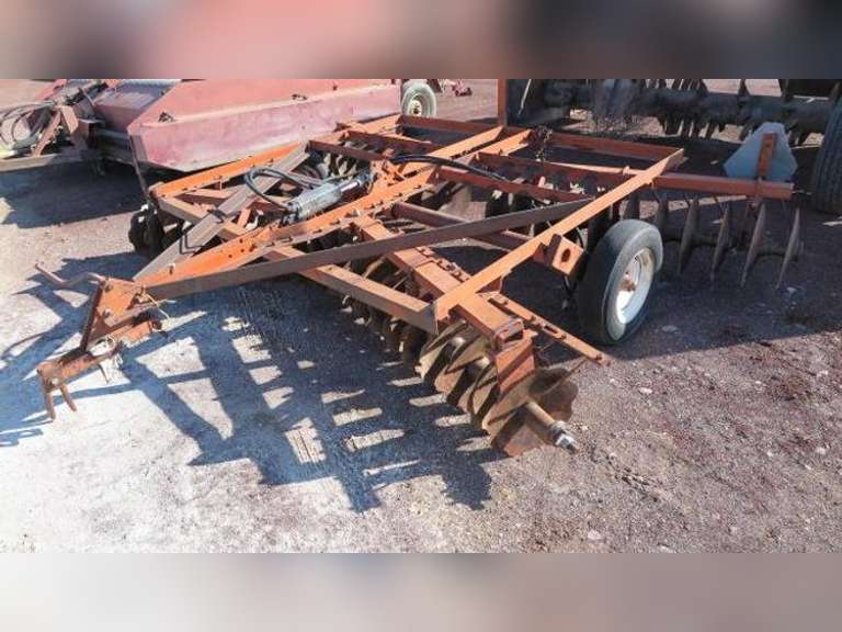 13' Tandem Disc - Armstrong Western LLC